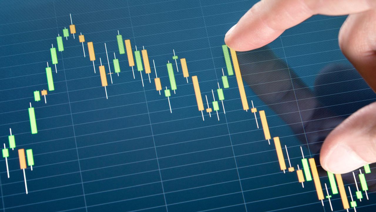 What is an option contract and its types?