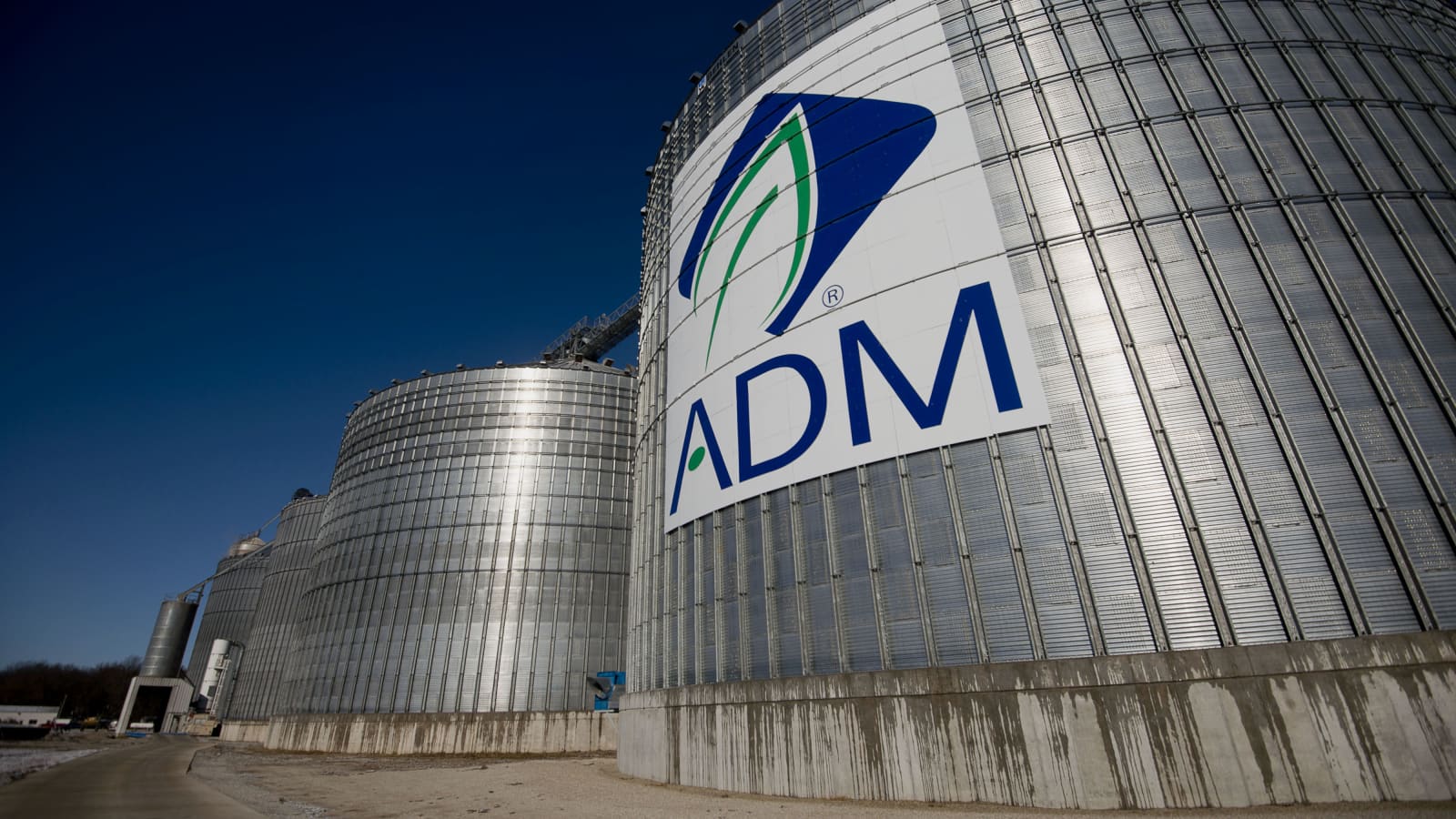 Archer Daniels Midland is building a new soybean processing plant.
